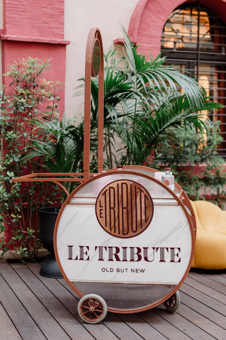 LE Tribute | Spanish Crafted Gin & Premium Mixers – Le Tribute